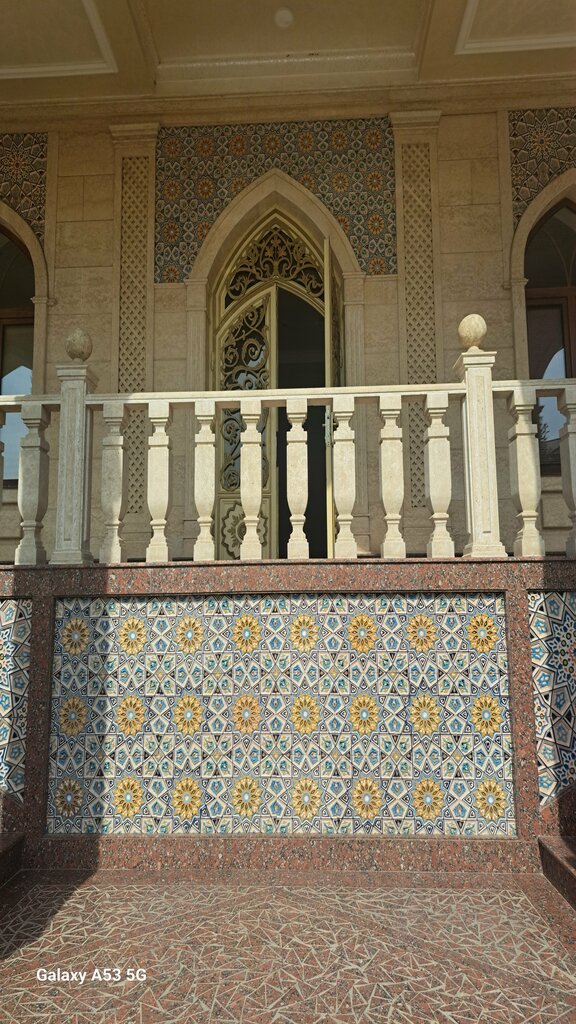 Stil uzmanı, makyöz Yo'l Loyiha, Taşkent, foto