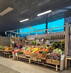 Pervomaisky Food and Clothing Market (Generala Scherbakova Street No:11), gıda pazarı  Murmansk'tan