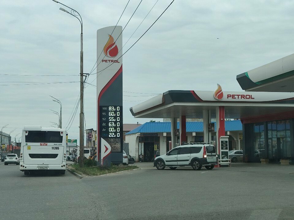 Benzin istasyonu Petrol, Makhachkala, foto