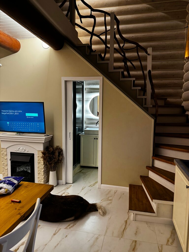 Kısa süreli konaklama Частный дом Дом на скале с видом на озеро, Karelya, foto