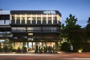 The Common Hostel (Chiang Mai Province, Chiang Mai, Charoen Muang Road), otel  Chiang Mai'den