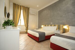 Hotel Vergilius Billia (Via Pica G. No:2, Naples), otel  Napoli'den