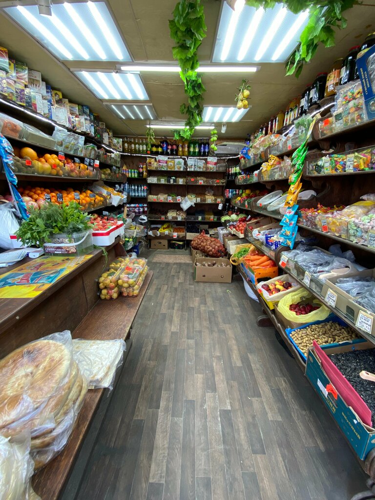 Asya ürünleri mağazası Фруктовый Сад, İrkutskaya oblastı, foto