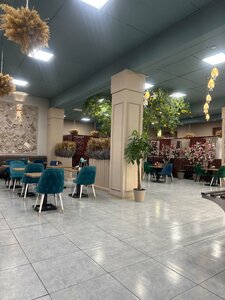 Arafat № 4 (Muhtar Áýezov kóshesi No:6А), kafe  Hromtav'dan