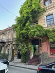 Senior's (Georgi Akhvedianis Street No:12), bar  Tiflis'ten