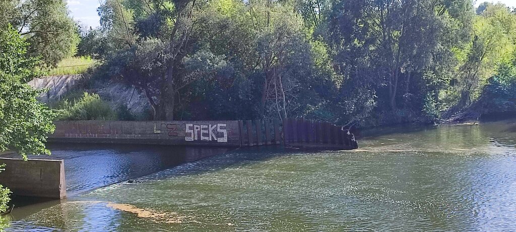 Sanayi kuruluşu шлюзы, Ulyanovskaya oblastı, foto