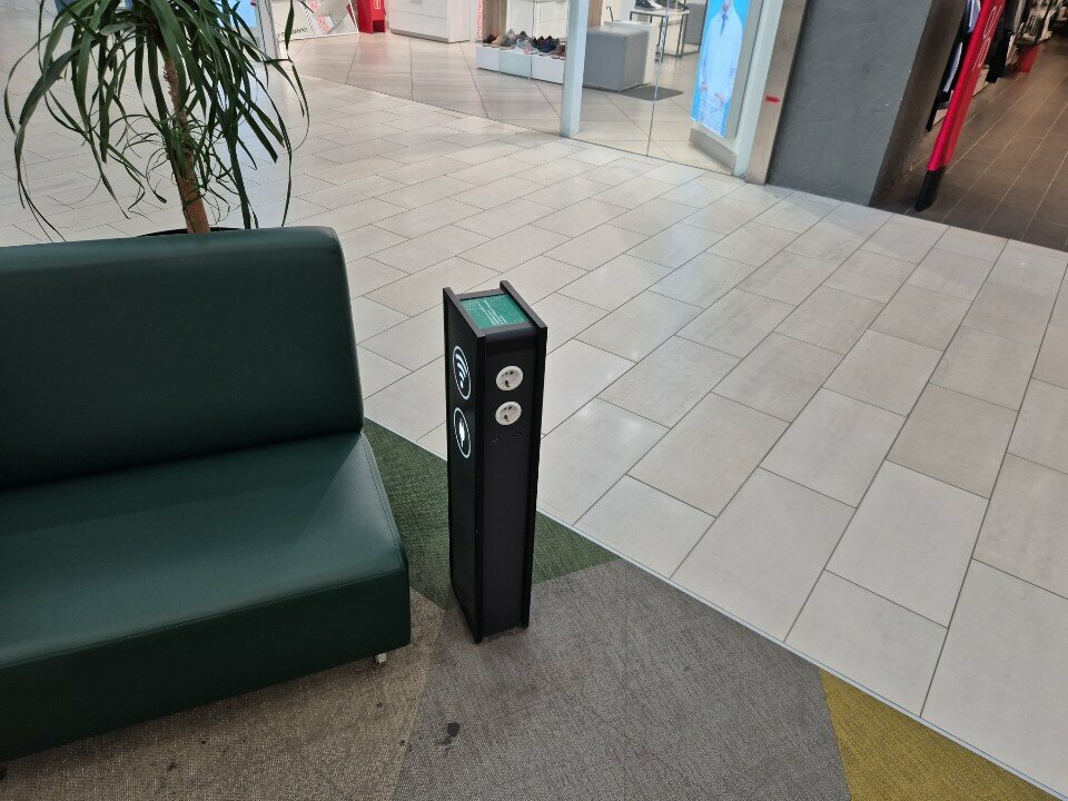 Şarj için prizler Charging sockets, Omsk, foto