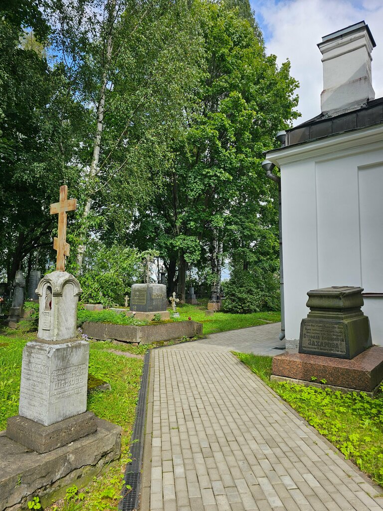 Ünlü kişilerin mezarları Могилы купцов Захаровых, Saint‑Petersburg, foto