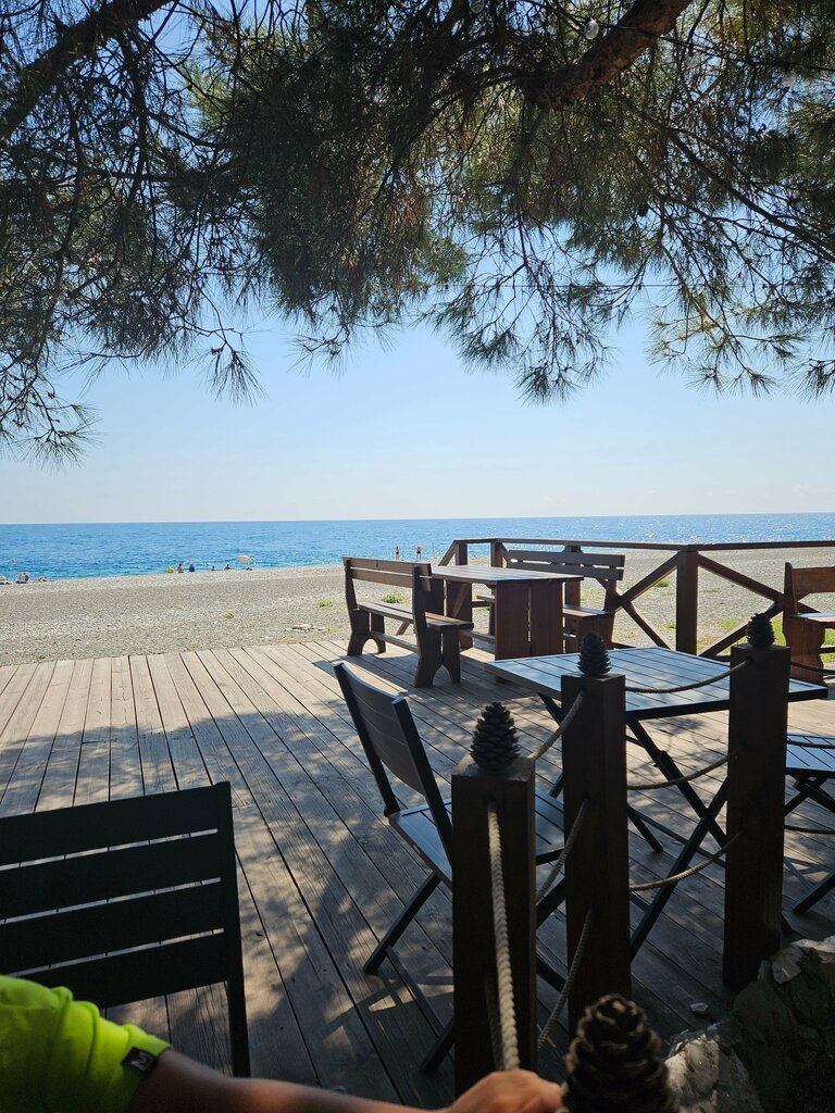 Kafe Pitsunda Pine, Pitsunda, foto