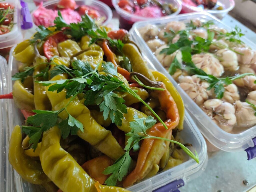 Hazır gıda satan yerler Nilufar Salad World, Semerkant eyaleti, foto