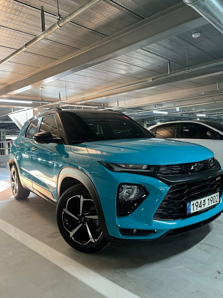 i̇kinci el araç satışı Di Auto trading, Saint‑Petersburg, foto