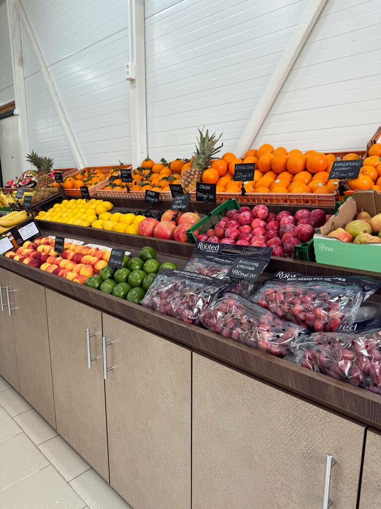 Manavlar Наглый фрукт, Saint‑Petersburg, foto