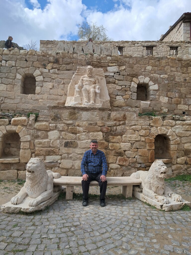 Kafe Frigya Taş Bahçe, İhsaniye, foto