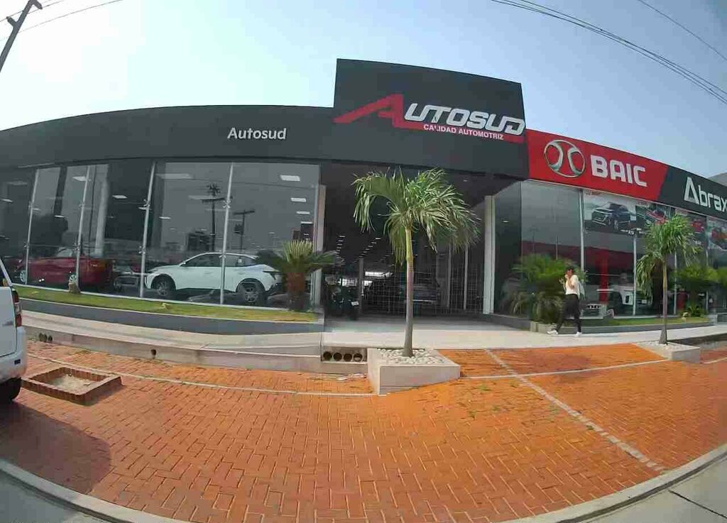 Otomobil satış galerileri Auto Sud, Santa‑Krus, foto