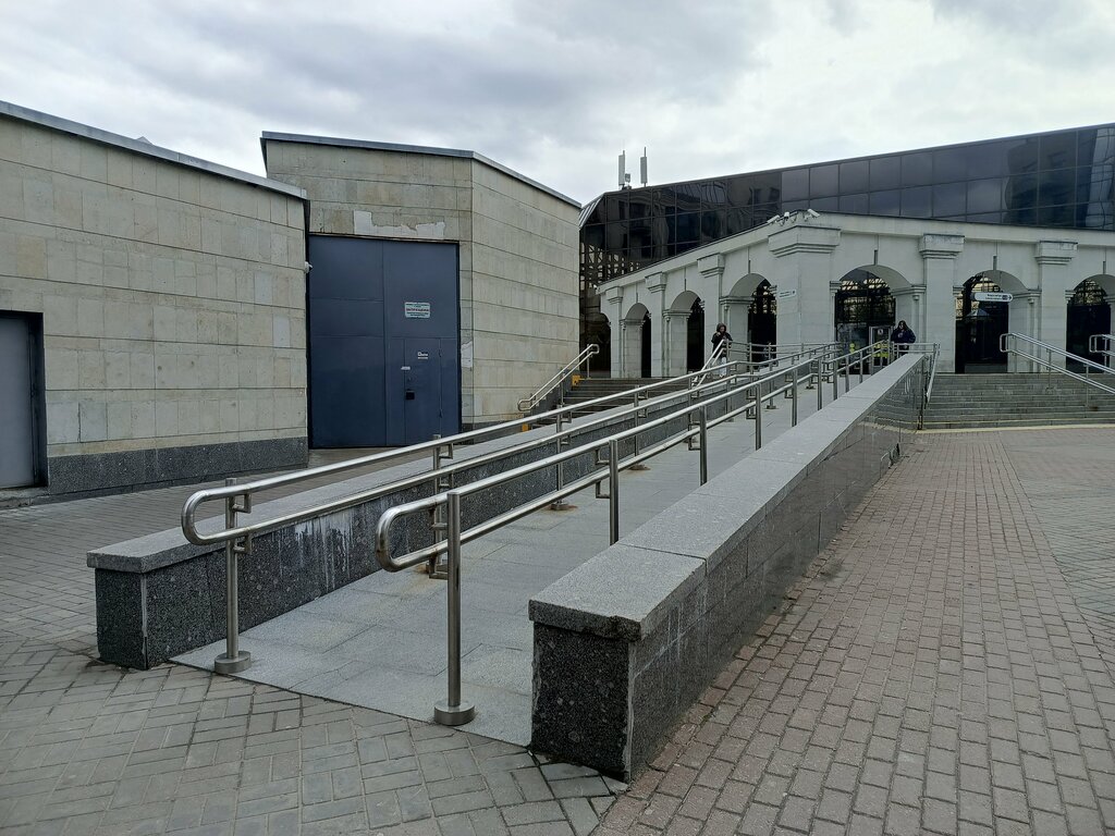 ATM'ler Bank Saint Petersburg, Saint‑Petersburg, foto