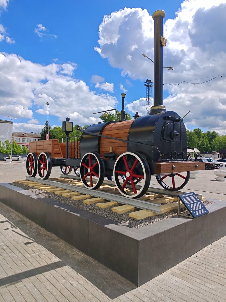 Teknoloji anıtı Макет паровоза Черепановых, Penza, foto
