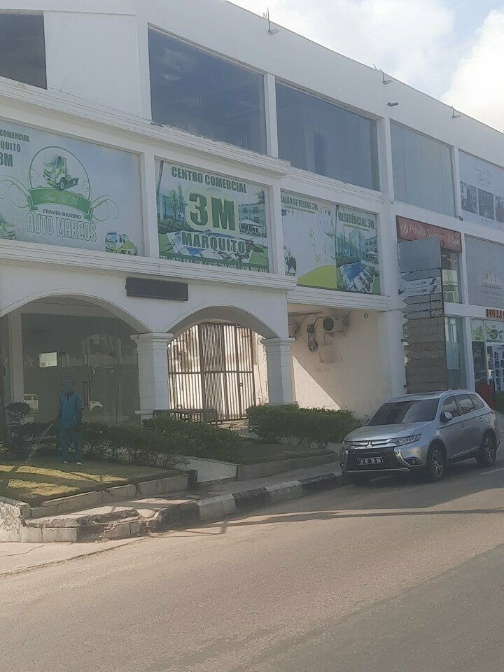 Alışveriş merkezleri Centro Comercial 3M, Loanda, foto