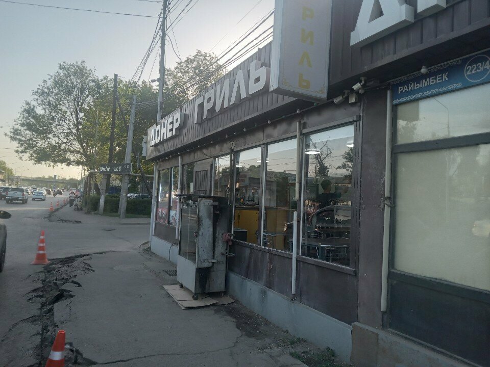 Fast food Doner grill, Almatı, foto