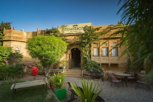 Moustache Jaisalmer - Hostel (State of Rajasthan, Jaisalmer, Fort), otel  Jaisalmer'den