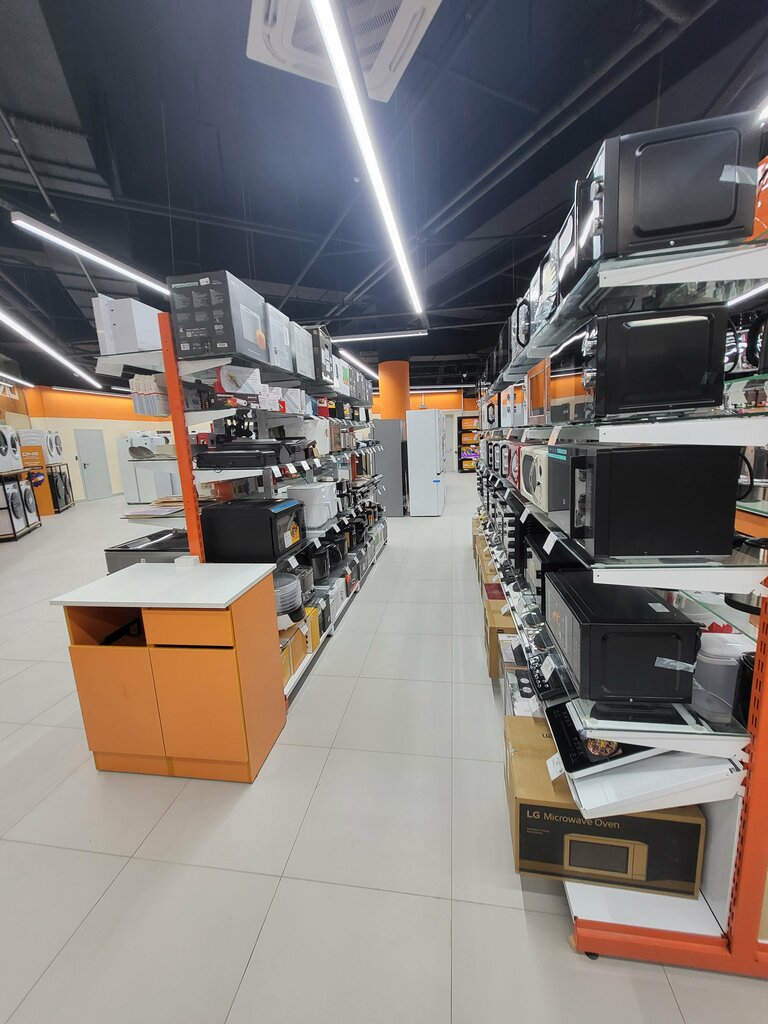 Elektronik eşya mağazaları DNS, Saint‑Petersburg, foto