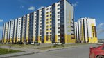 По ул. Биофабрика (No:19к1, posyolok Biofabrika), konut blokları  Omsk'tan