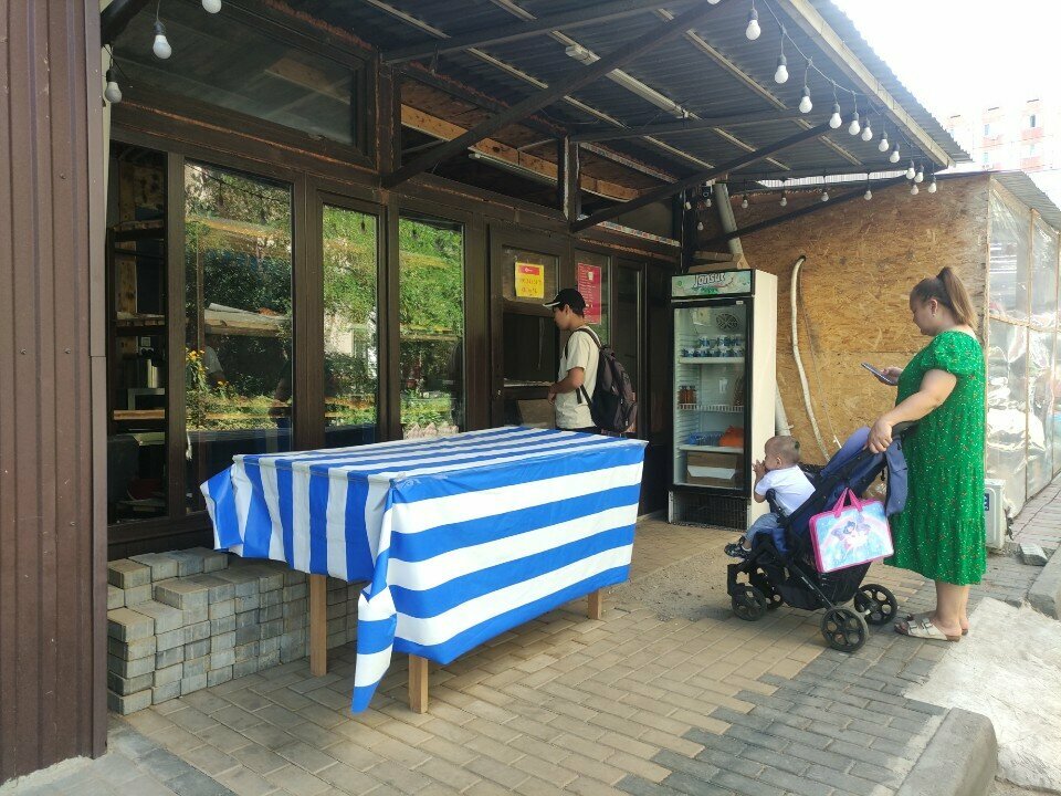 Fast food Nan Camca Ortalygy, Almatı, foto