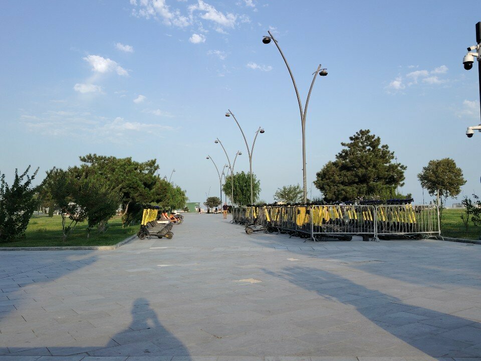 Scooter kiralama Baku Bike, Bakü, foto