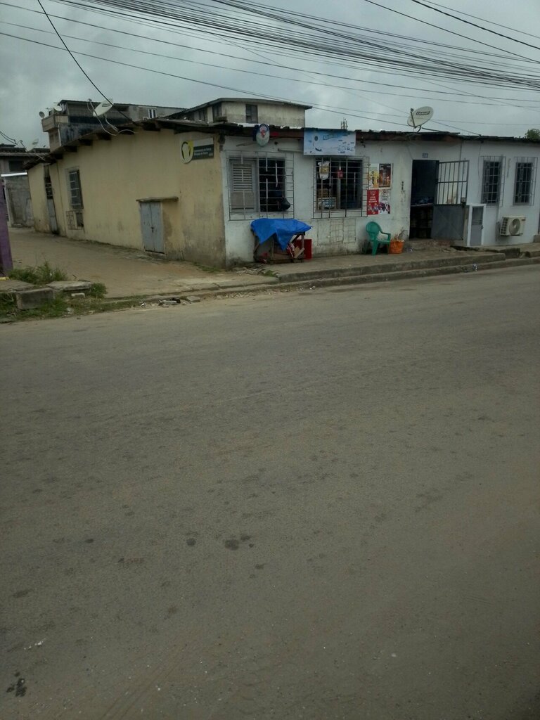Market Boukarie's Shop, Abican, foto