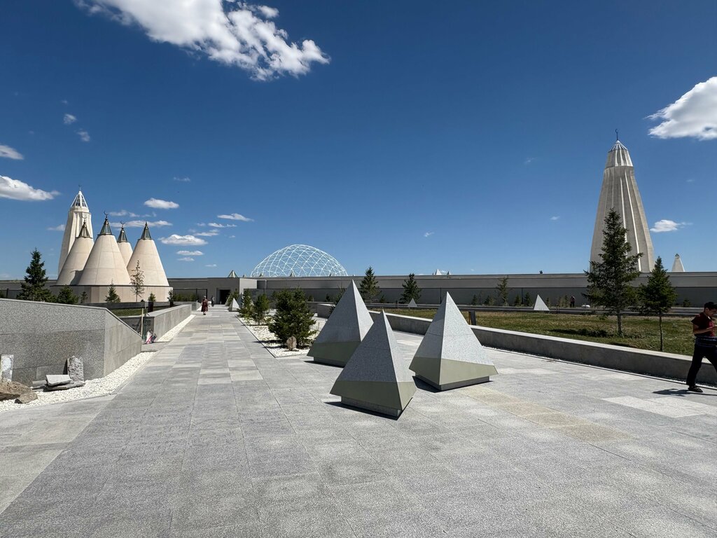 Müzeler ve sanat galerileri Abai Shakarim Memorial Complex, Abay ili, foto