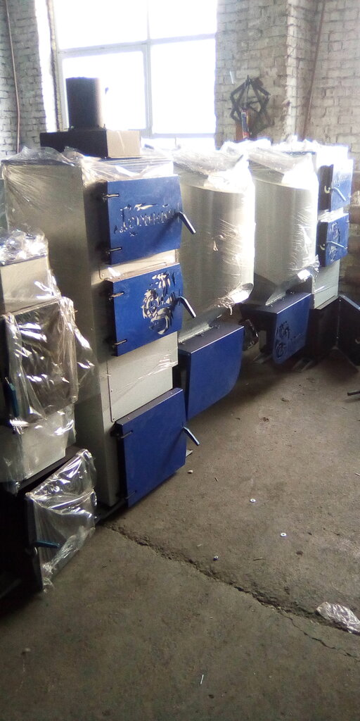 Kazan ve kazan ekipmanları Горыныч, Zheleznogorsk, foto