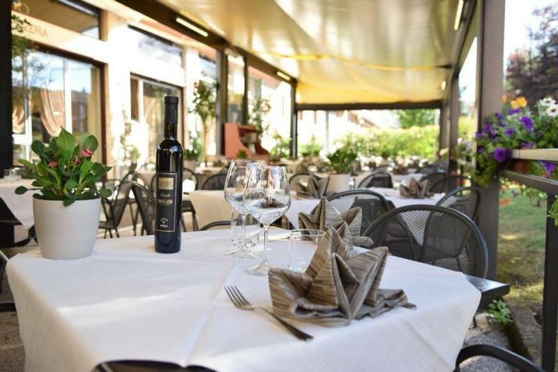 Pizzacılar Ristorante Pizzeria agli Archi, Piyemonte, foto