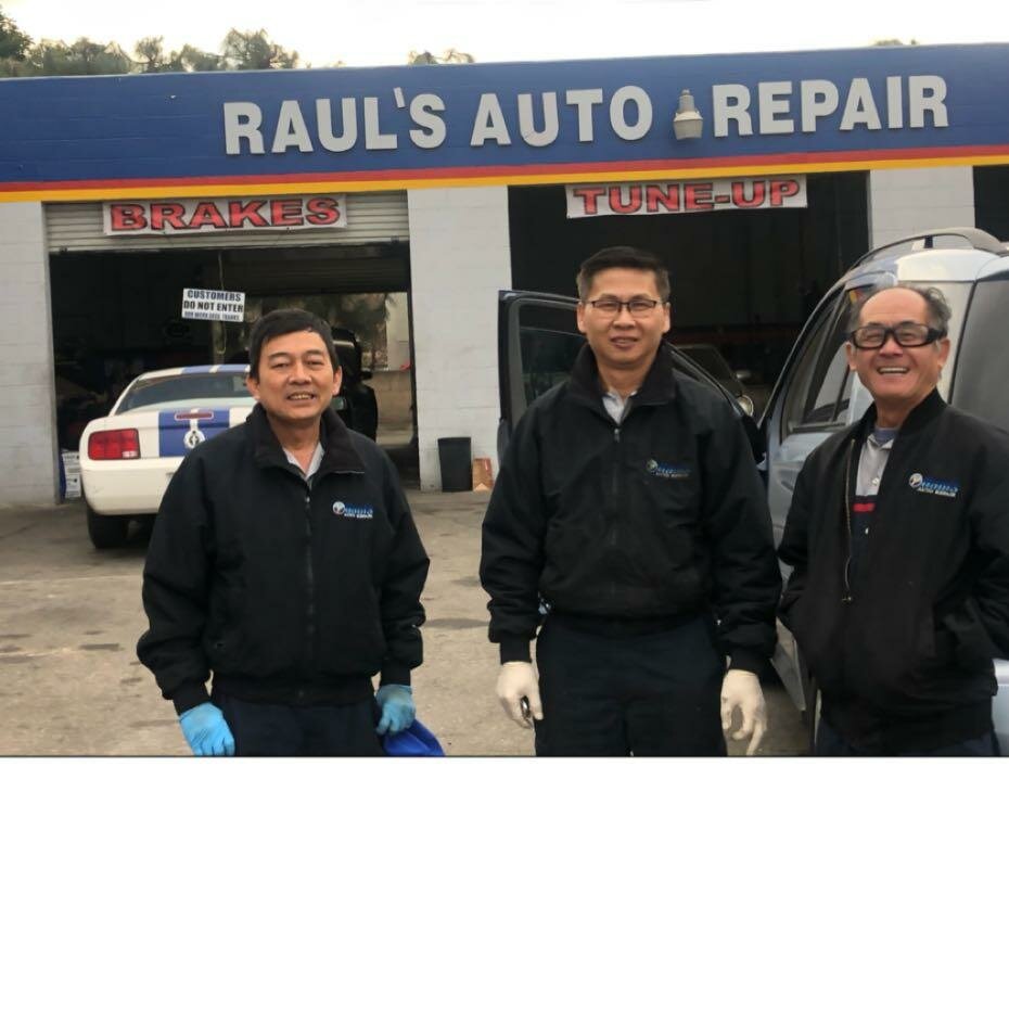 Otomobil kliması firmaları Raul's Auto Repair, Kaliforniya Eyaleti, foto