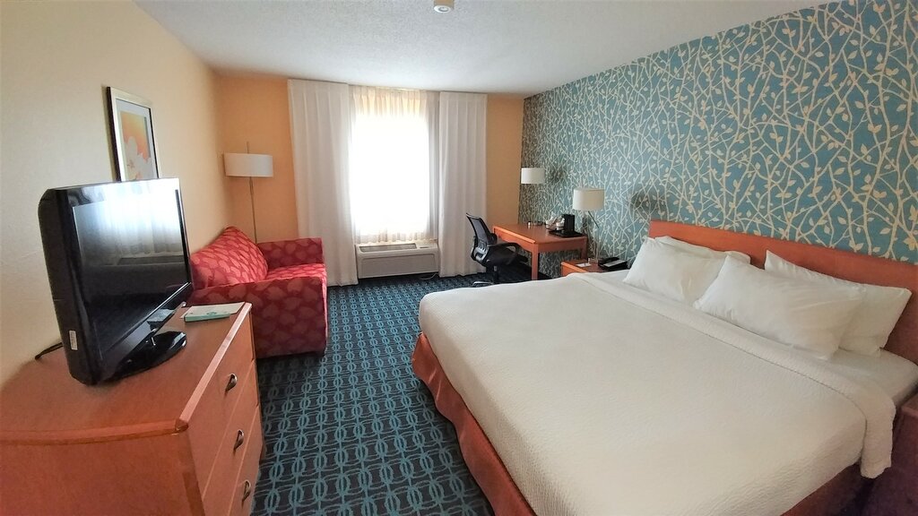 Otel AmericInn by Wyndham Duluth, Duluth, foto