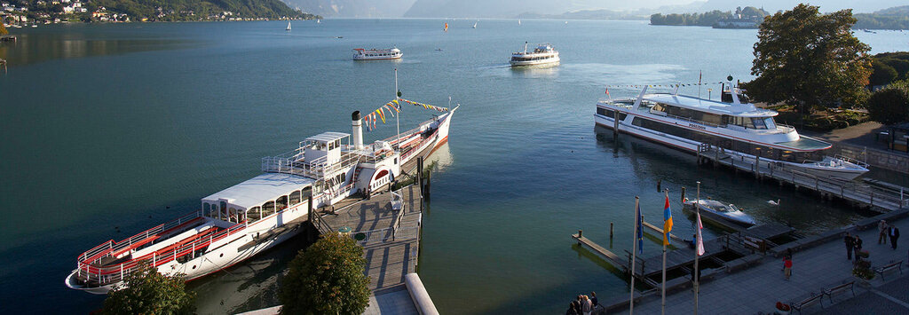 Posta hizmetleri Traunsee Schifffahrt - Karlheinz Eder GmbH, Gmunden, foto