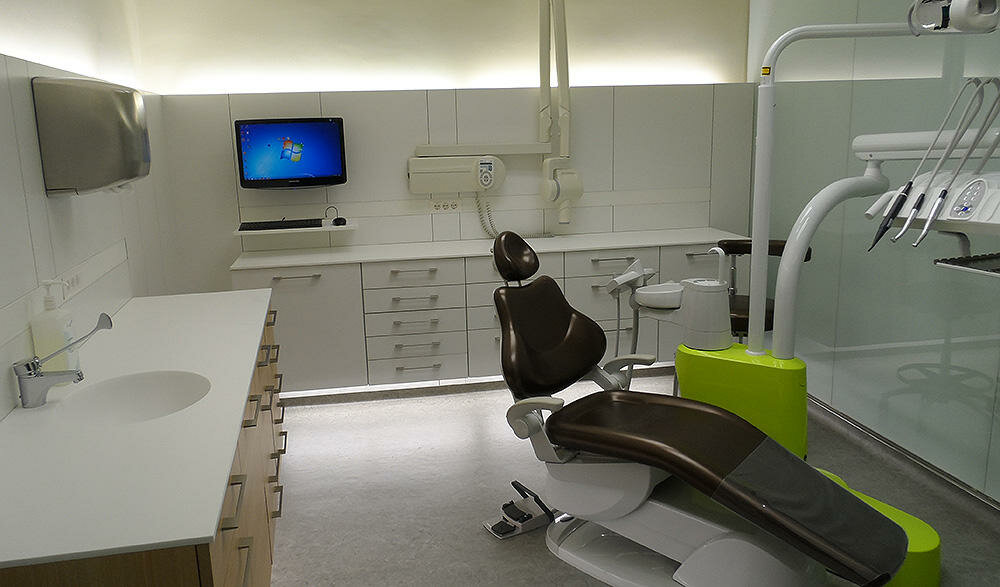 Özel ağız ve diş sağlığı klinikleri ve muayenehaneleri Clínica Dental Qui Odontología, Lleida, foto