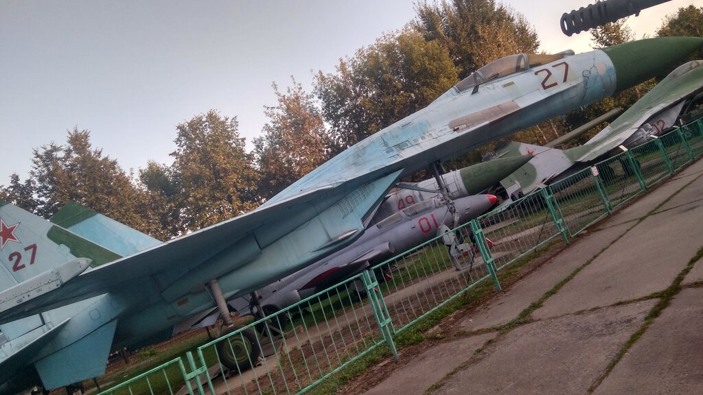 Teknoloji anıtı Истребитель Су-27, Moskova, foto