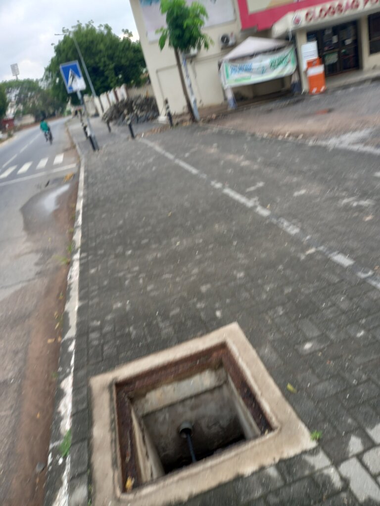 Poliklinikler Glogsag, Akra, foto