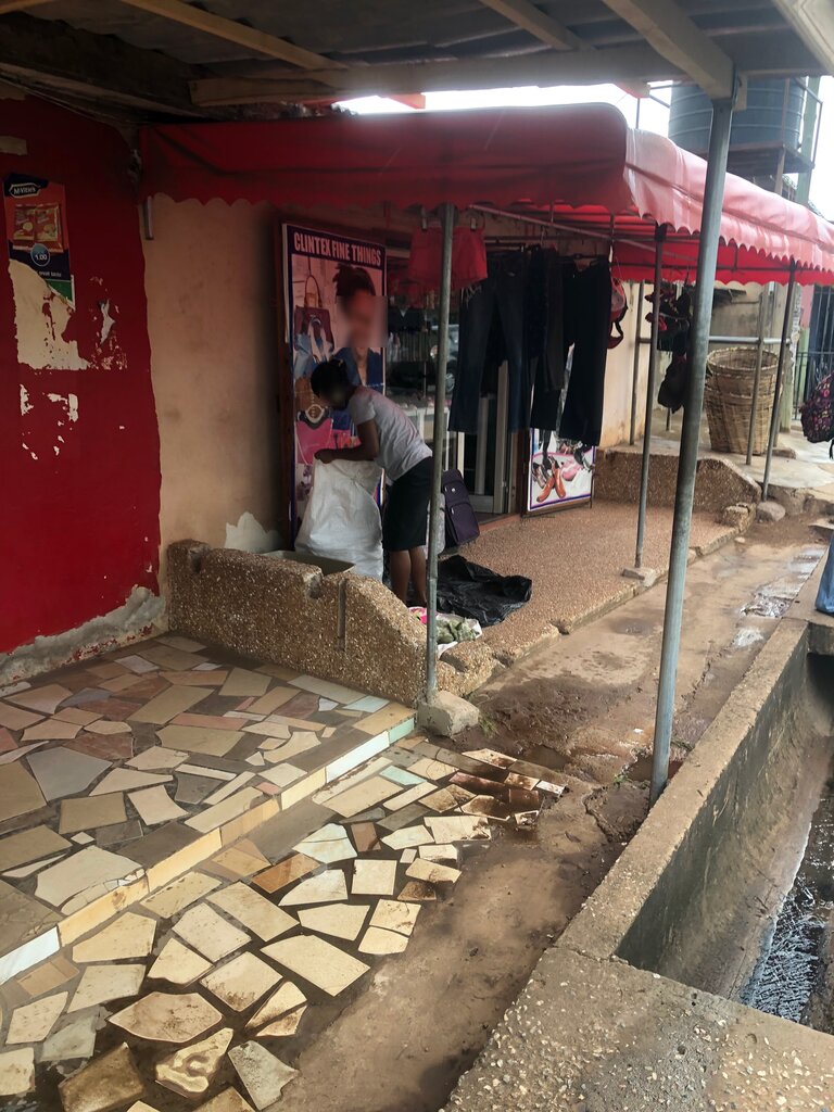 Giyim mağazası Clintex Fine Things, Dünya, foto