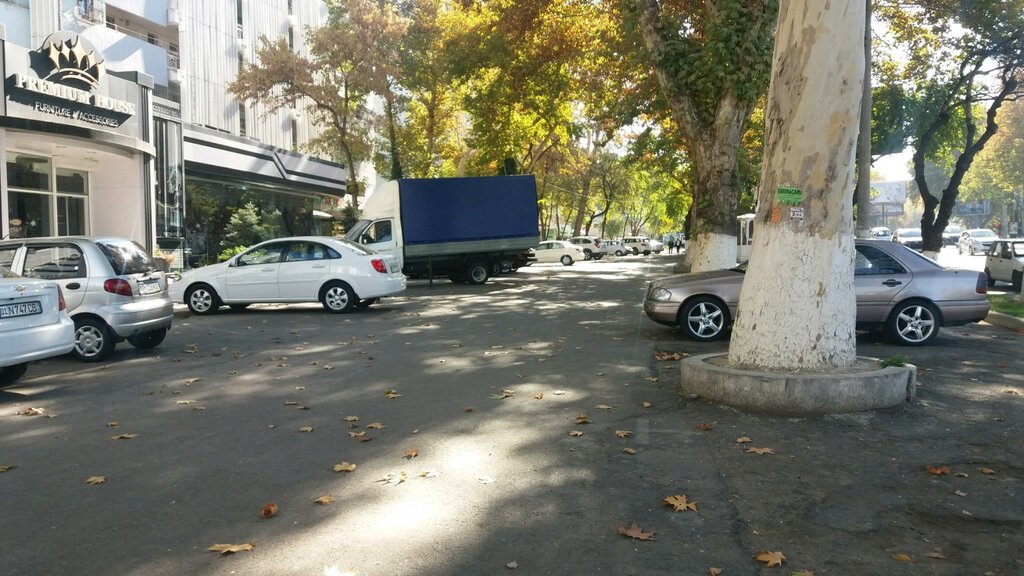 Otopark alanı Parking lot, Taşkent, foto