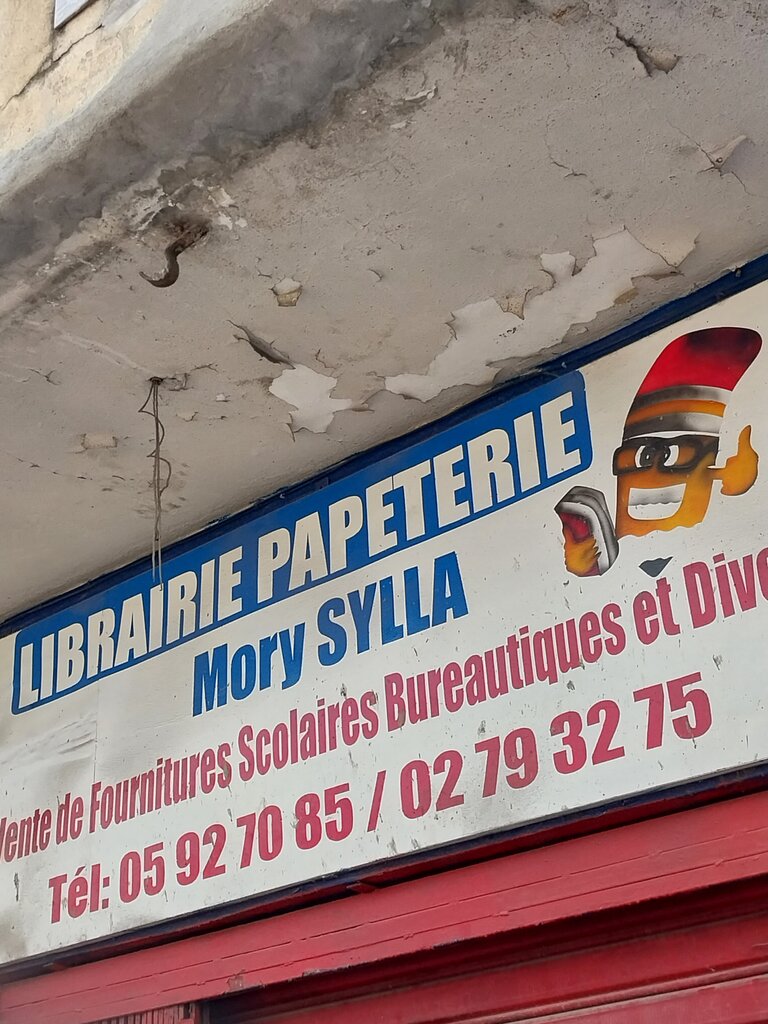 Kırtasiyeler Mory Sylla, Abican, foto