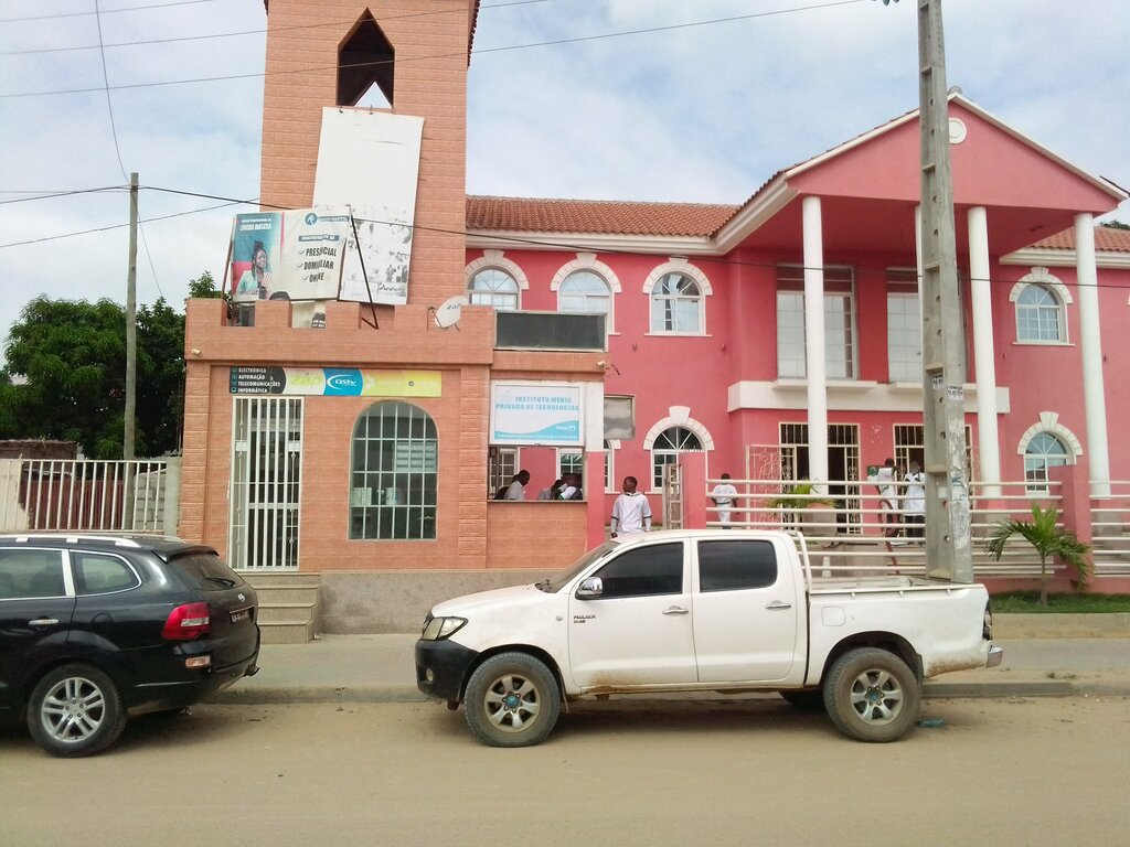 Yüksekokul Instituto Médio Privado de Tecnologias de Luanda, Loanda, foto