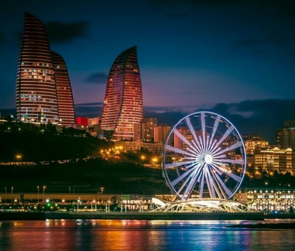 Elektronik eşya mağazaları Voyage Tours, Dubai, foto