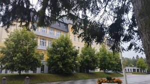 KurHotel Brussel (Karlovarský kraj, Cheb, Frantiskovy Lazne), otel  Karlovy Vary Bölgesi'den