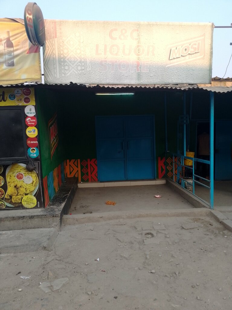 Alkollü içecekler C&C Liquor Store, Lusaka, foto