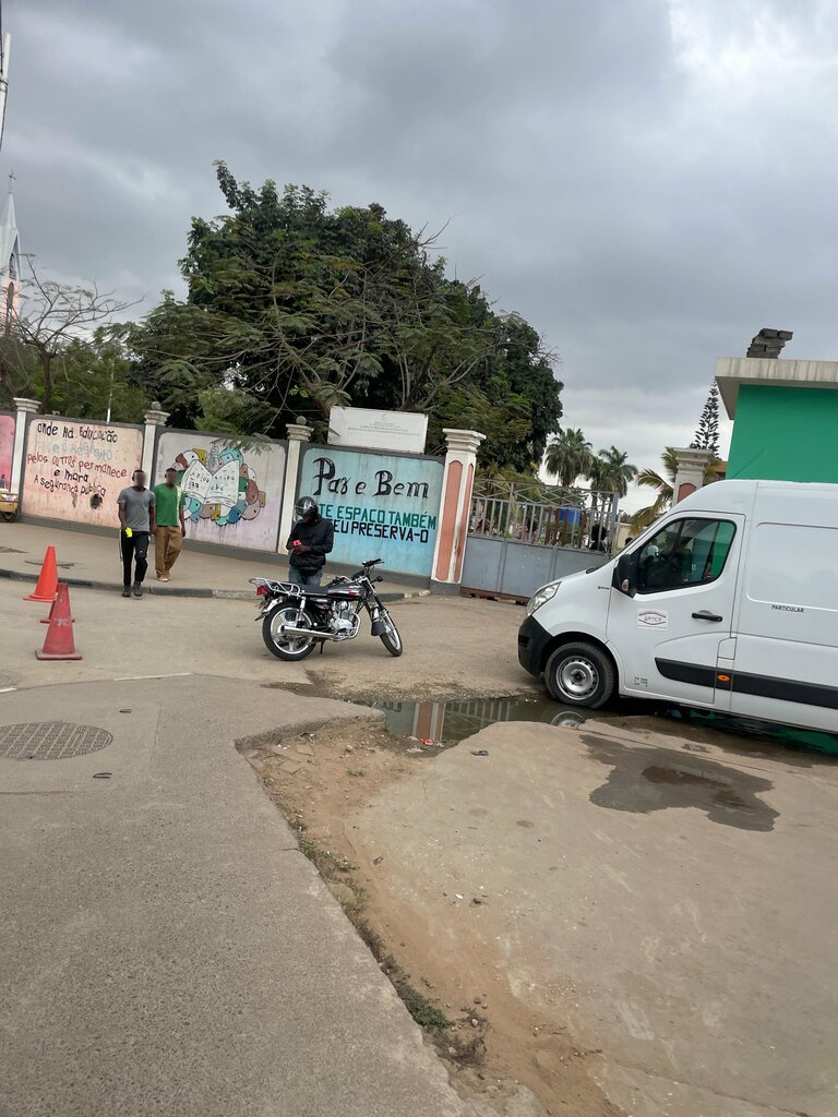 Ortaokul Escola da Madres da Misericórdia, Loanda, foto