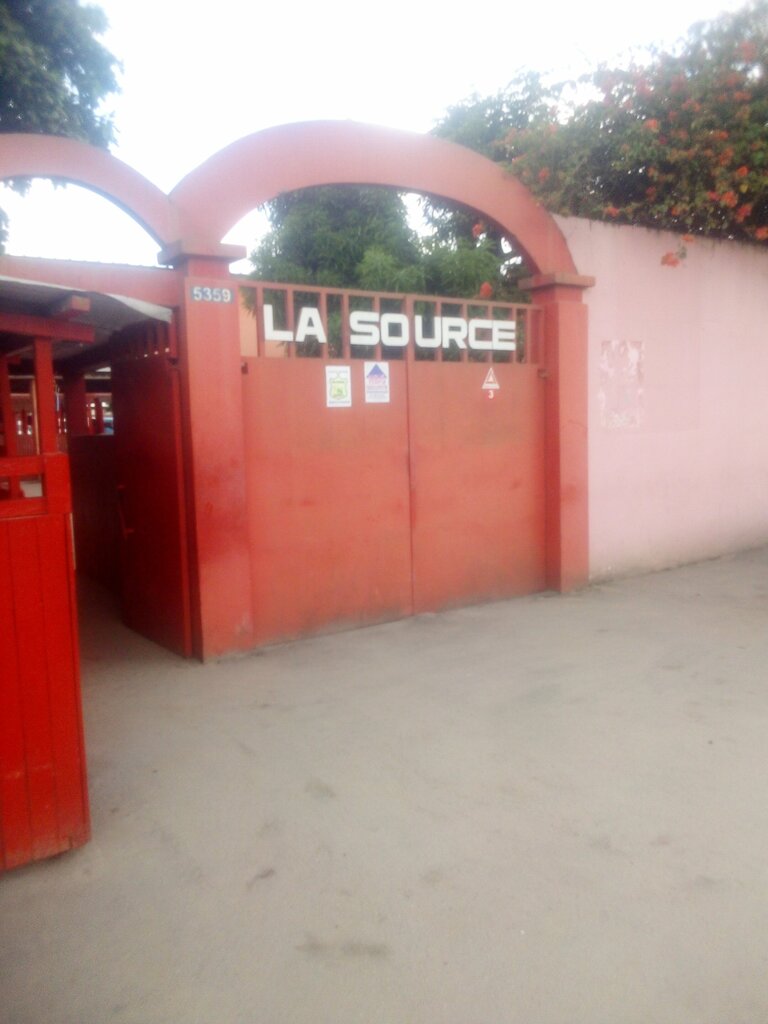 Ortaokul The Source, Abican, foto