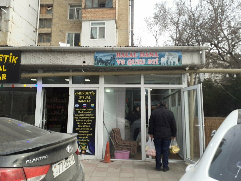 Kasap, şarküteri Halal dana, Bakü, foto