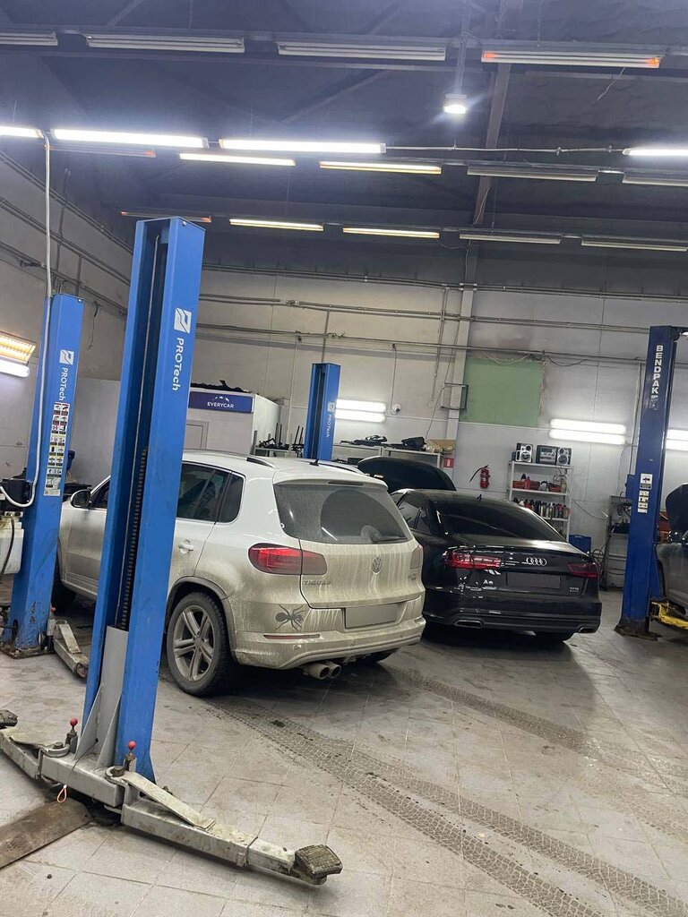 Otomobil servisi Немецкий мастер, Kudrovo, foto