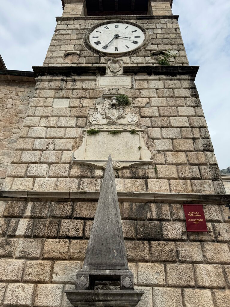 Turistik yerler Башня с часами, Kotor, foto