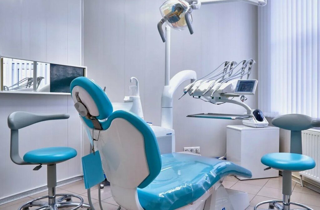 Özel ağız ve diş sağlığı klinikleri ve muayenehaneleri Fabrika Ylibok, Krasnodar, foto
